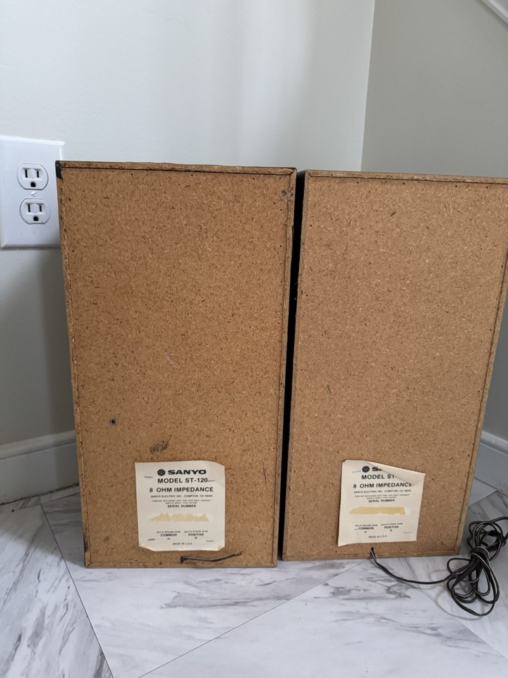 Sanyo ST-120Vintage Pair of 8 Ohm 2 Way Floor / Shelf Speakers, , Set ...
