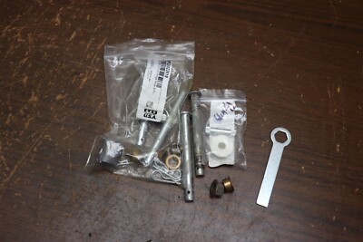 1982-1993Ford Mustang Fox Body Lower Door Hinge Roller & Pin E2fz ...