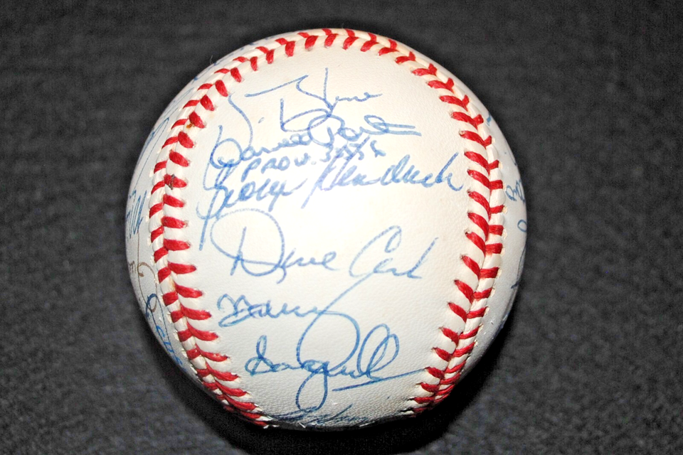 MARK FIDRYCH SIGNED BASEBALL PLUS DARRELL PORTER AND 23 HOFERS AND ...