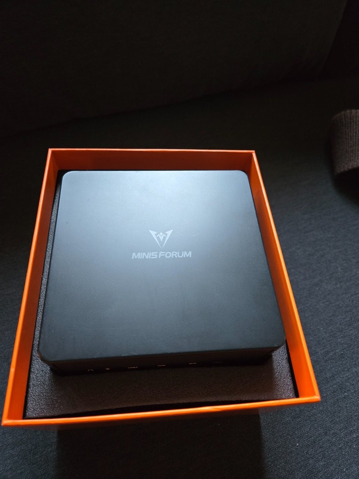 MINISFORUM UM890 Pro Barebone Mini PC AMD Ryzen9 8945HS Oculink | eBay