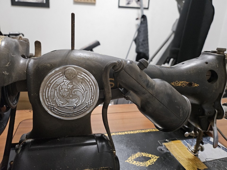 1941 Singer Sewing Machine With Hideaway Table | eBay