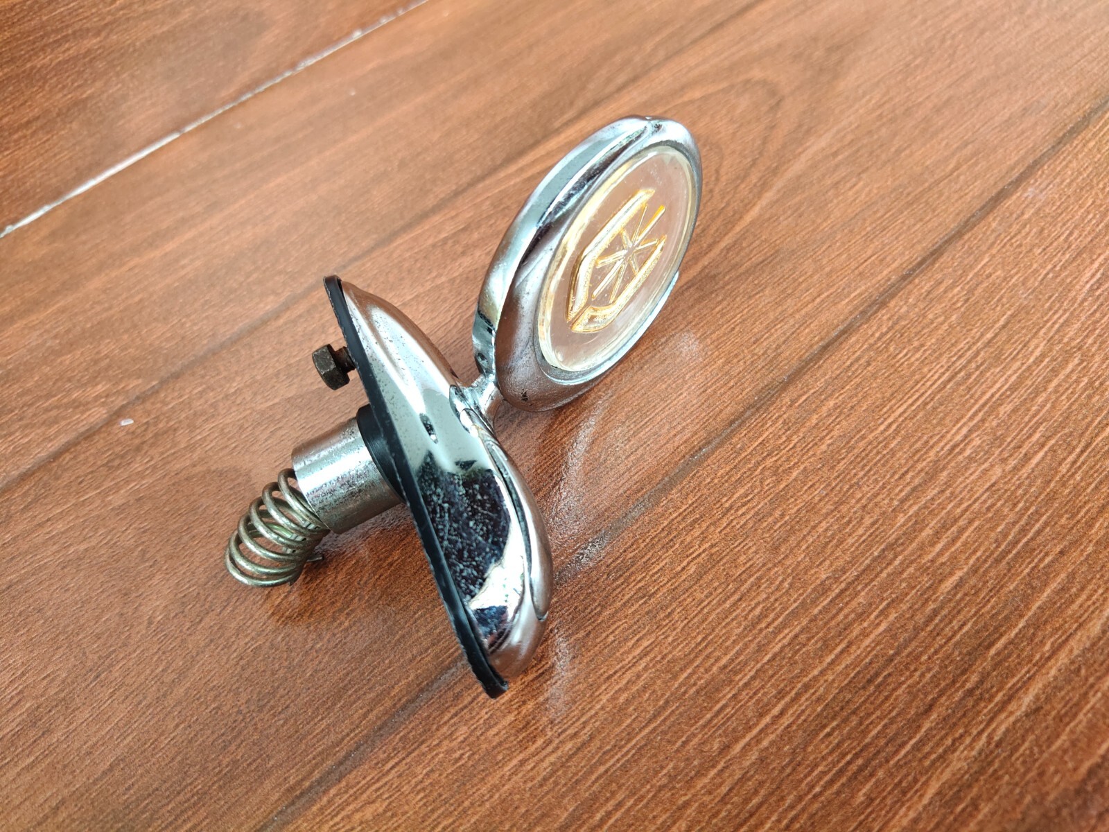 Toyota CRESSIDA GX81 LX80 MX80 Bonnet Emblem Badge Hood Ornament Logo ...