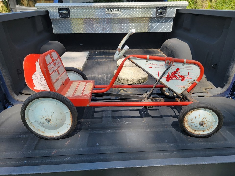 Vintage AMF Scat Car Junior Pedal Racer Drive Vintage Go Cart Scooter ...
