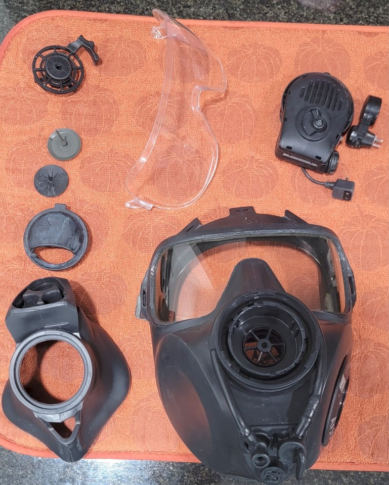 Complete Avon FM53 M53 Gas Mask Air Purifying Respirator SEAL DEVGRU ...