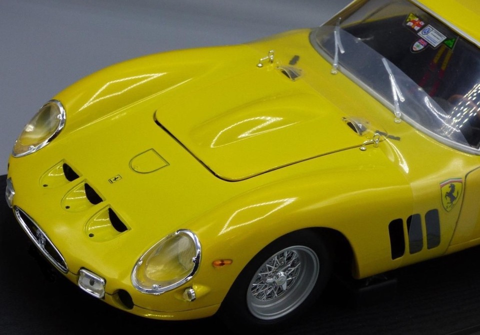 Ferrari Race Car 1:12 LARGE SCALE Built Metal Body Model Hot ...