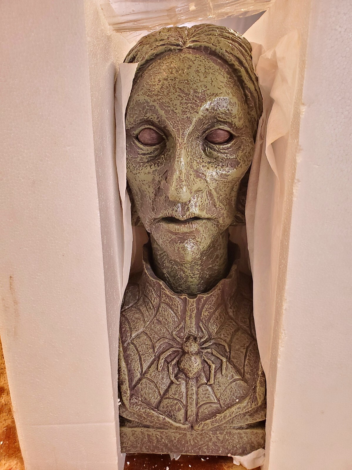 Grandin Road Velma and Evander Interactive 16" Talking Busts Set ...