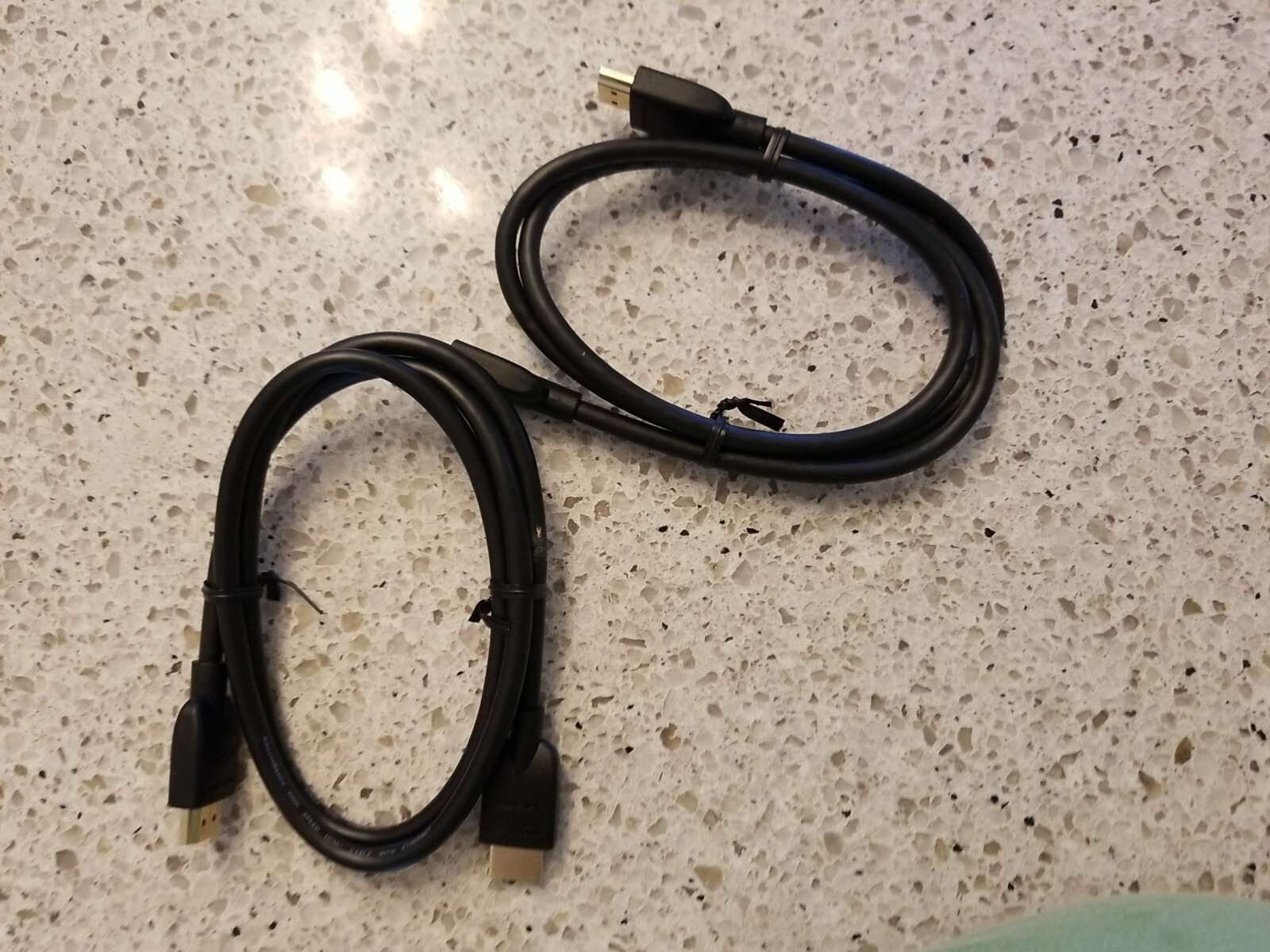 AmazonBasics 3ft High Speed HDMI Cable - 2 Pack Open Box 841710102123| eBay