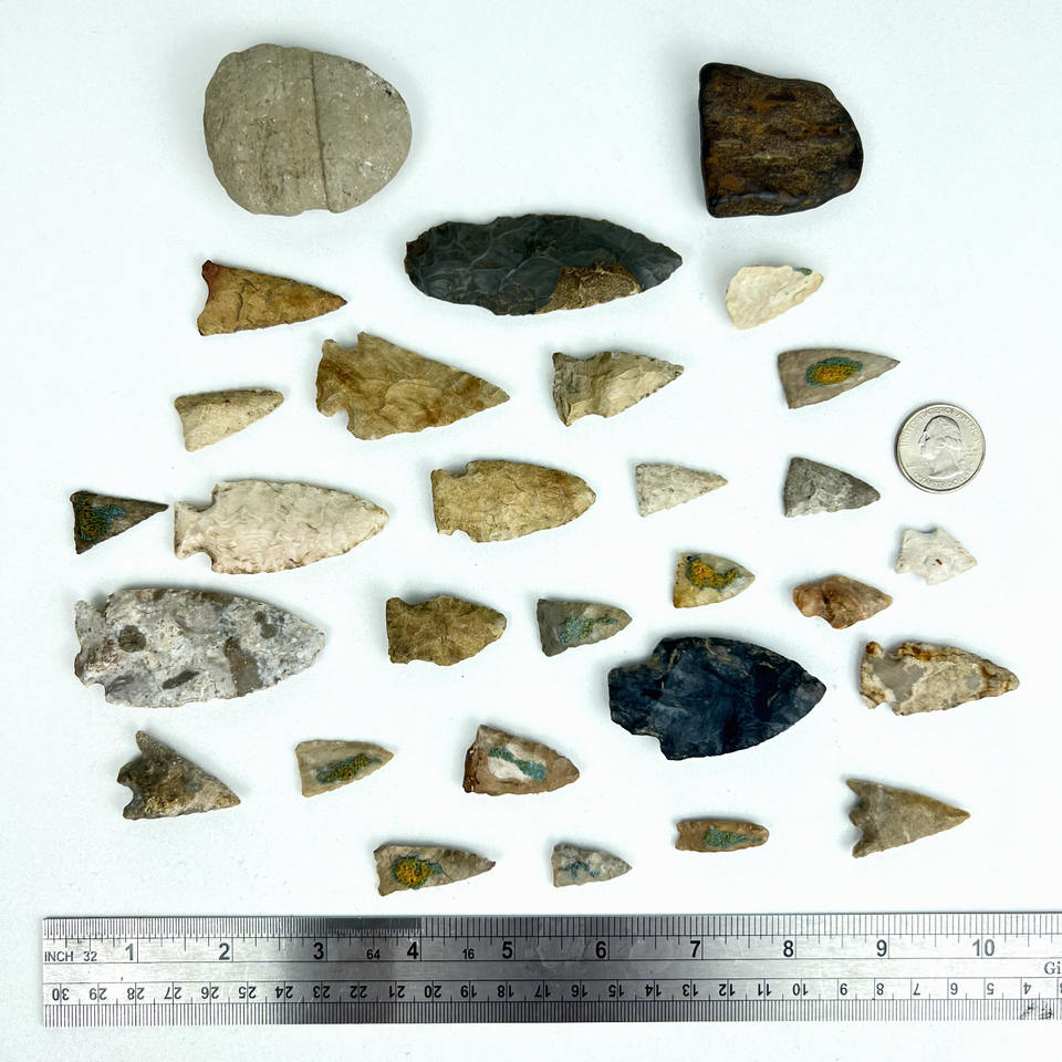 Lot of 29 Indian Artifacts Arrowheads Hammer Scraper from an Estate in ...