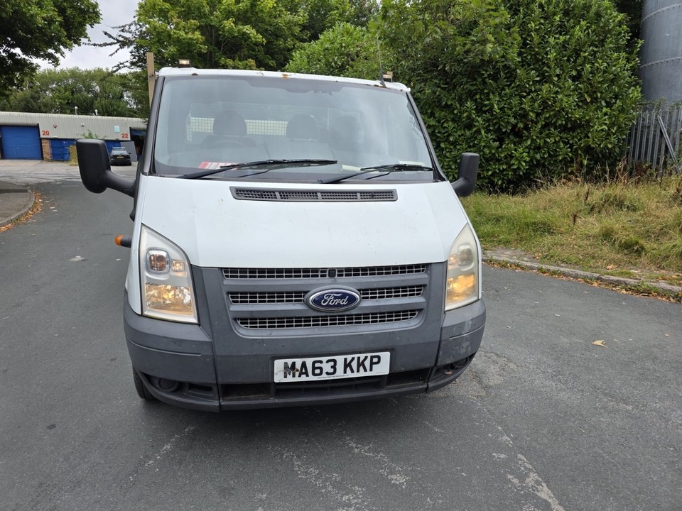 Ford transit pickup. 2013 63 plate 125 bhp 6 speed model 12 months mot ...