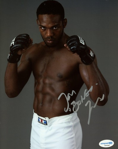 Jon 'Bones' Jones AUTOGRAPH Signed UFC Fighting MMA Champ 8x10 Photo ...
