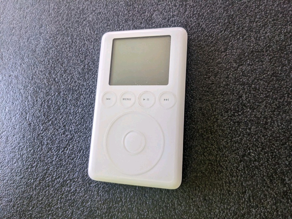 Apple iPod Classic 3rd Generation A1040 20GB | eBay