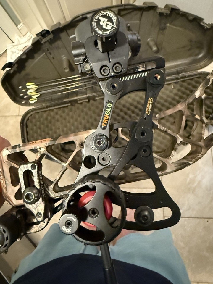 Mathews Heli-M Left Handed Bow 29in 70lb | eBay