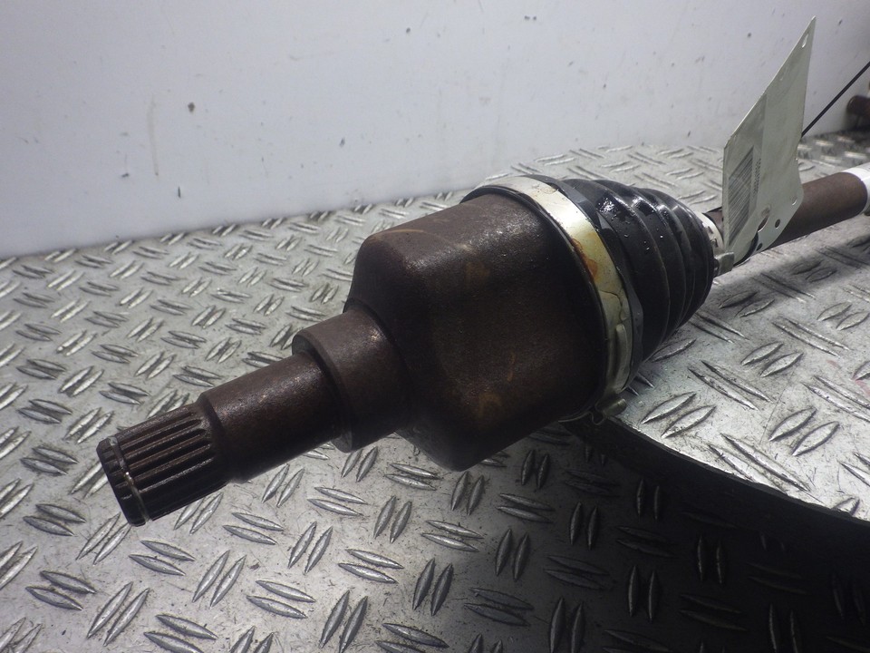 Drive shaft Ford Focus III (DYB) 1.0 EcoBoost 74kW 101PS front left ...