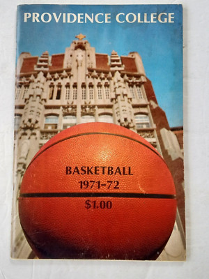 1971-72 PROVIDENCE COLLEGE BASKETBALL Yearbook MARVIN BARNES, PAUL ...