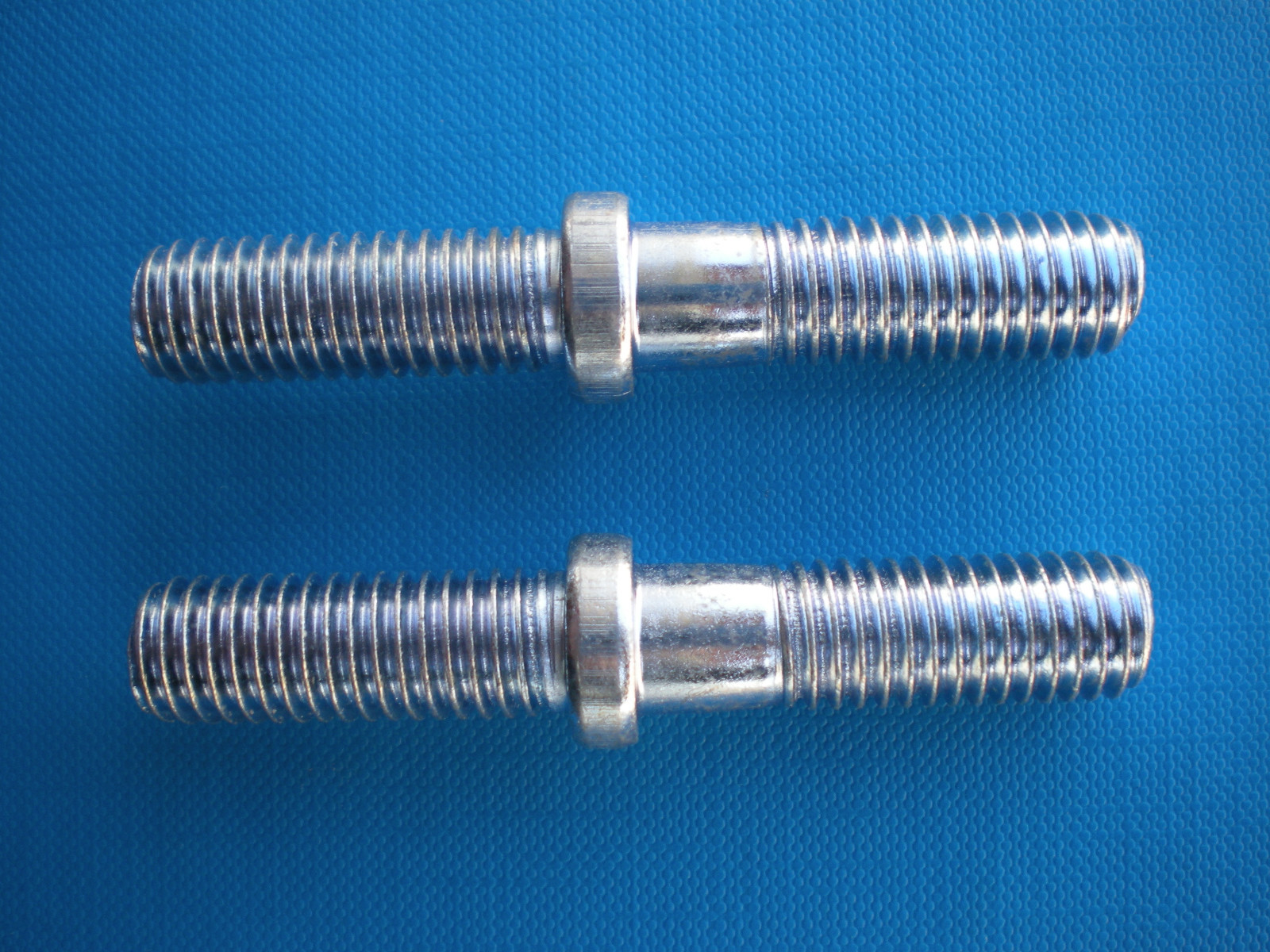 Bar Studs for STIHL 070, 090, 090 AV, MS 720, Contra & S, S10 ...