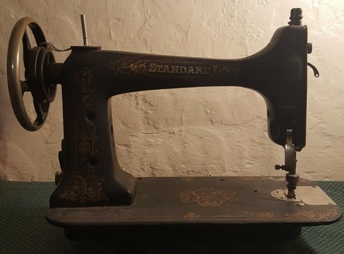Antique Art Decorative Standard Rotary Seamstress Sewing Machine Black ...