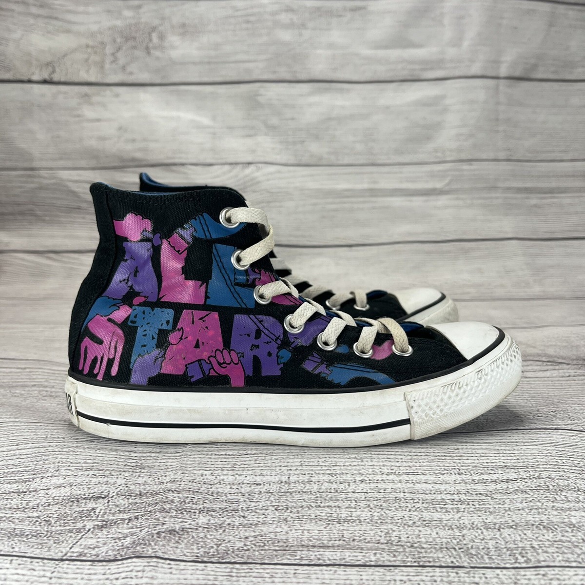 Converse Shoe Art