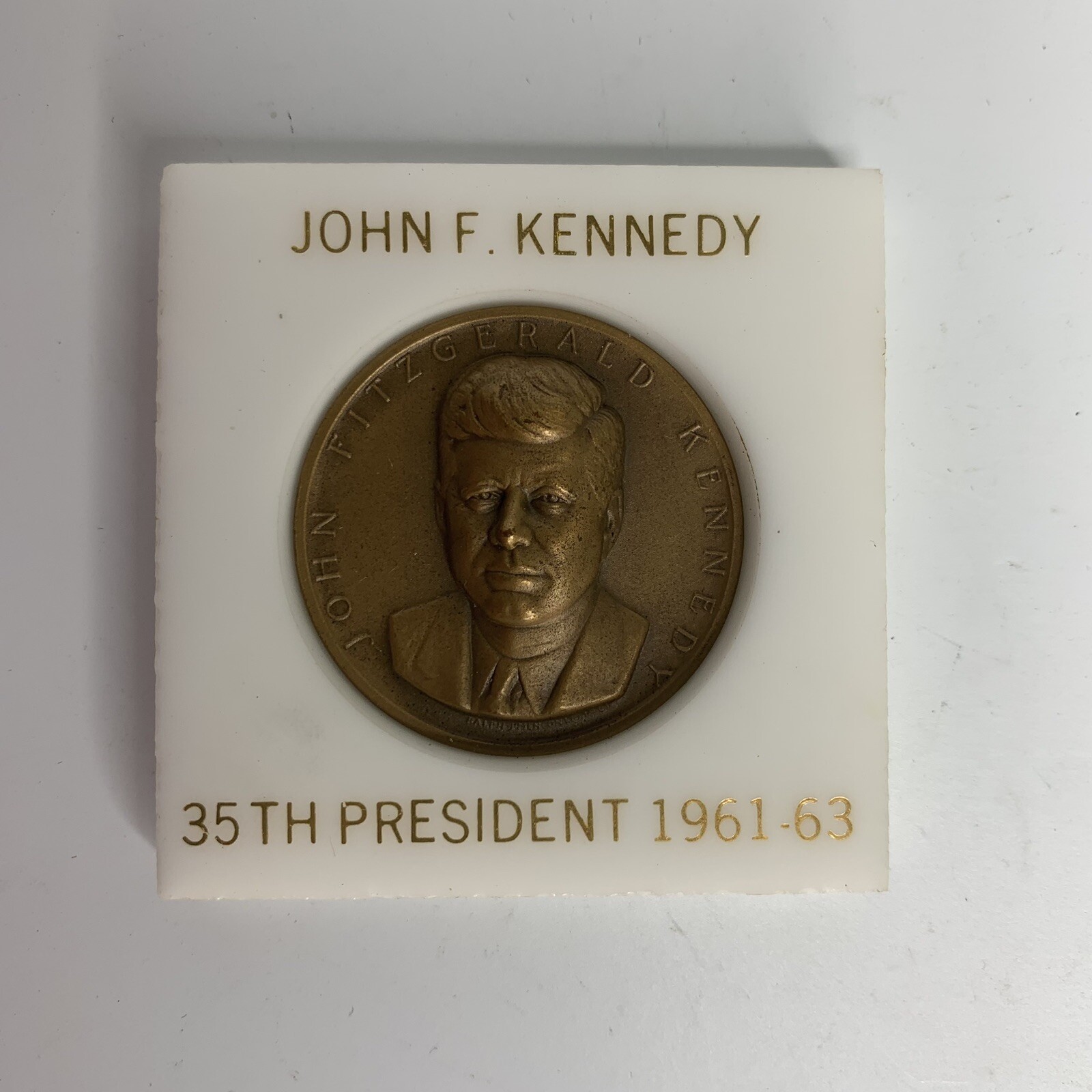 Vintage John F Kennedy President 3D JFK Round Metal Pre Owned | eBay