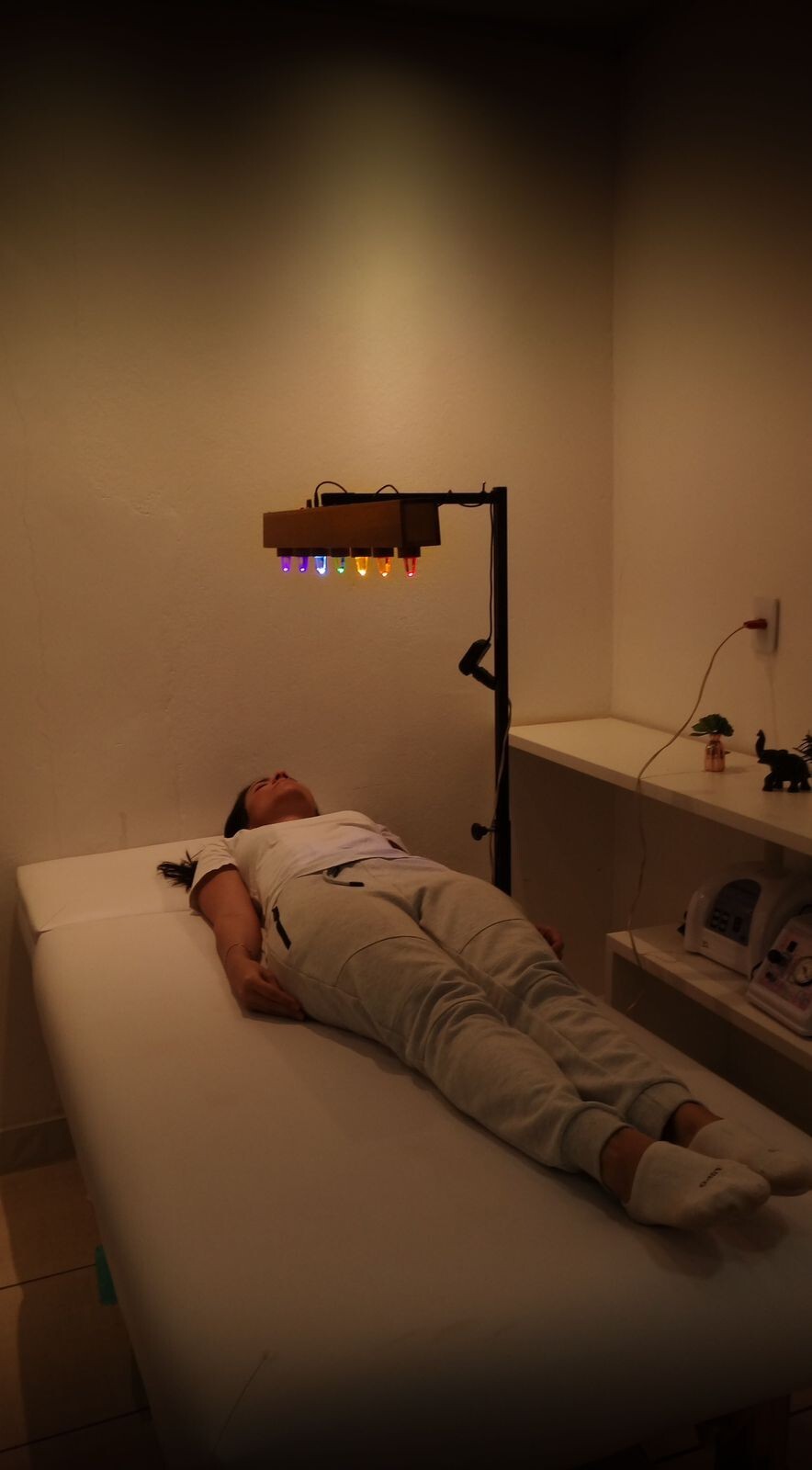 Crystal Light Bed Chromotherapy Color Therapy naturopathy Yogic Quantum ...