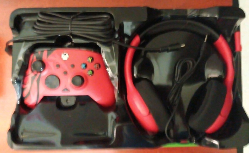 PDP Spirit Red Bundle: REMATCH Advanced Wired Controller & AIRLITE ...
