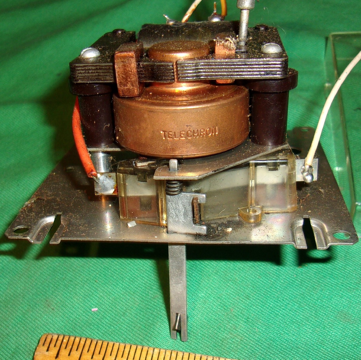 Telechron Electric Clock Movement 65 w/ hands, lens, dial (1950's) | eBay