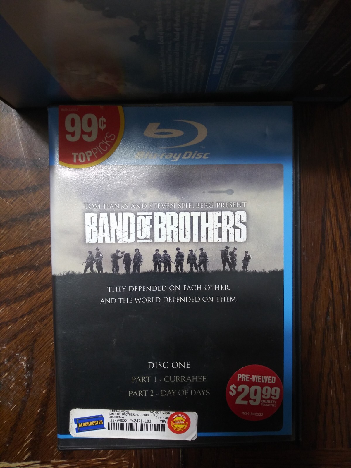 Band of Brothers (BD) [Blu-ray] DVDs Set of Six Blockbuster Store ...