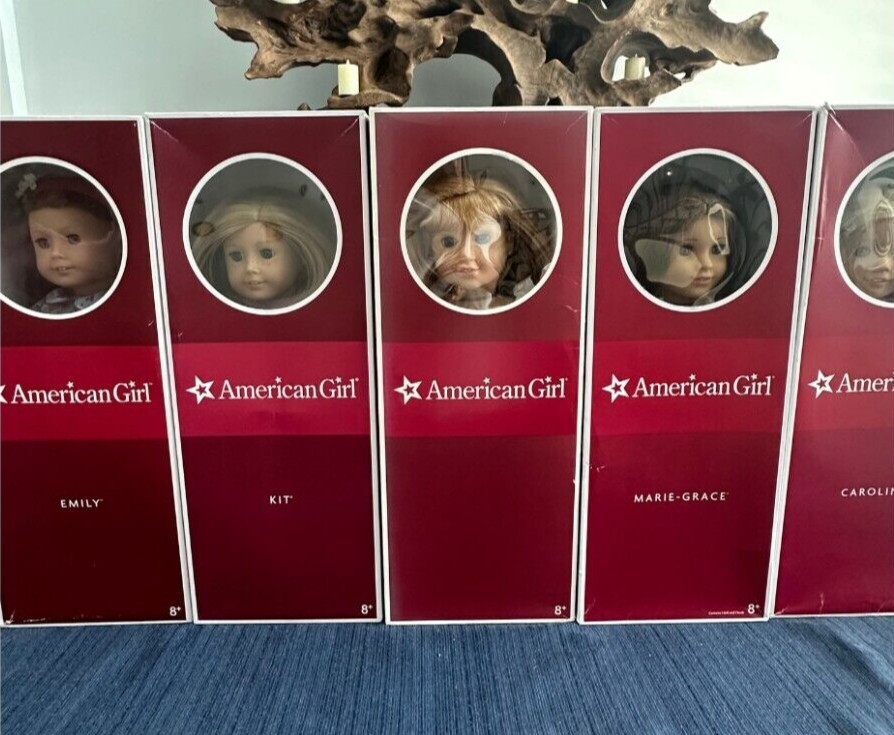 American Girl Doll Collection - 9 Dolls In Boxes With Books and ...