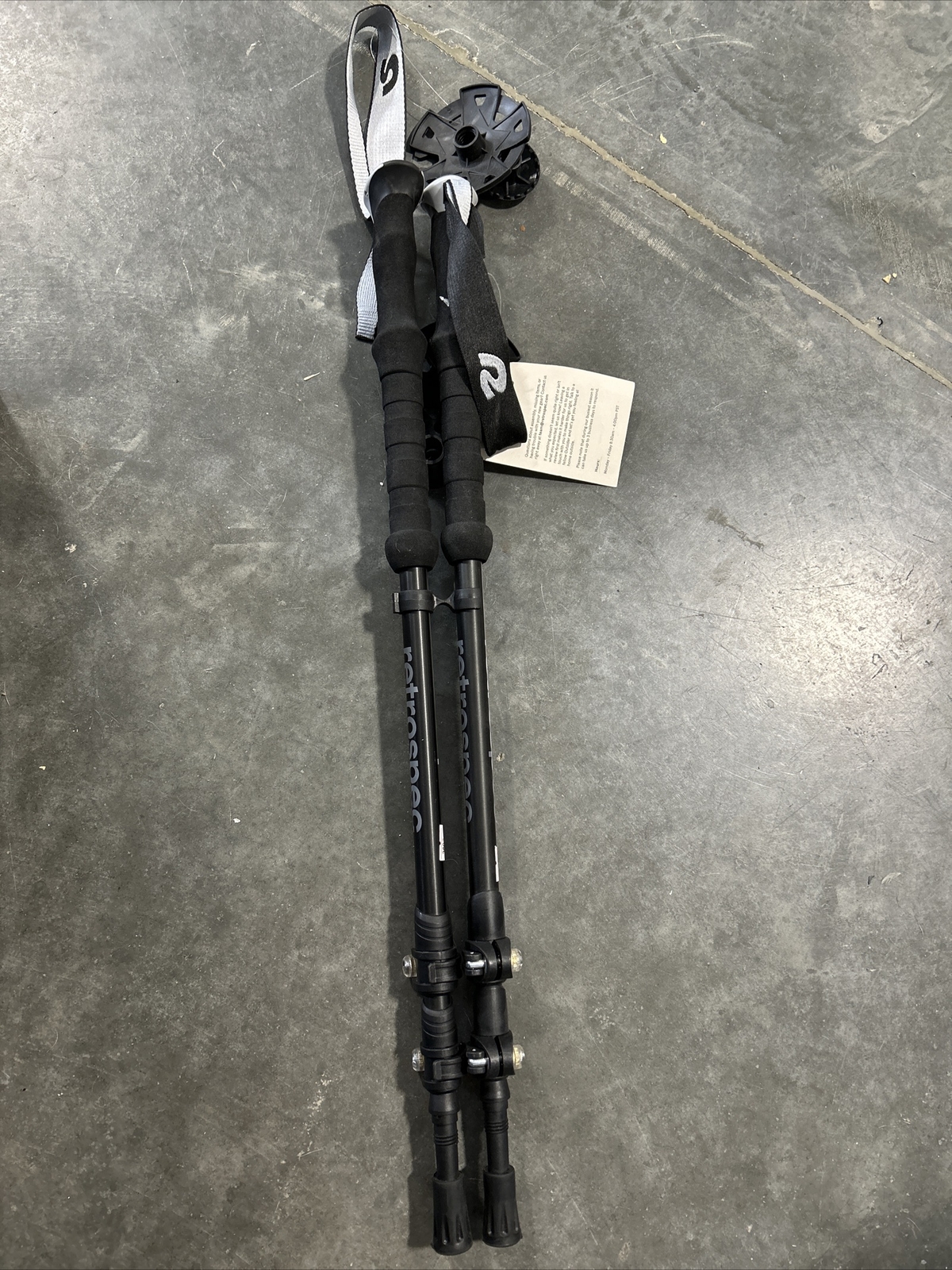 RetroSpec Trekking Poles Hiking Walking Mountain Sticks Expandable ...