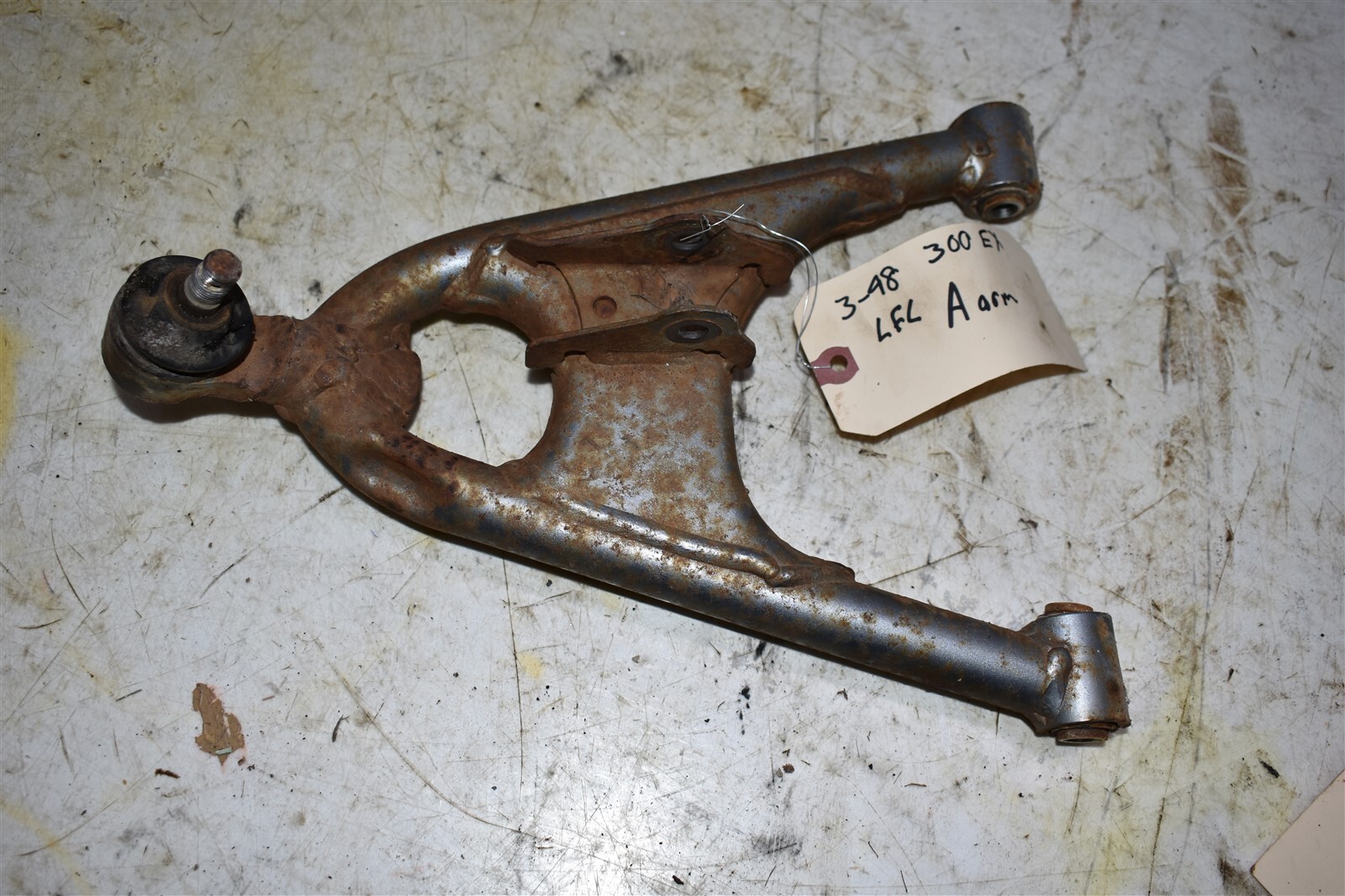 1998 Honda 300 EX Left Front Lower A Arm 51360-HM3-A00 | eBay