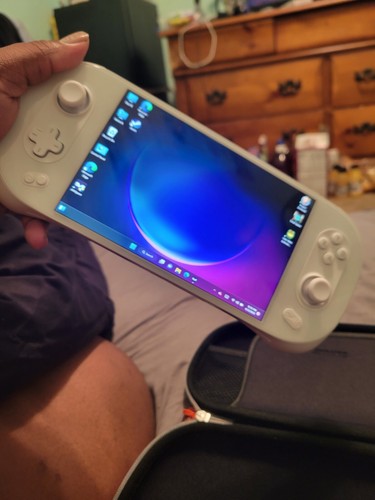 AYANEO 2 AMD Ryzen 7 6800U 16GB Memory 512MB SSD Plus 500MB Card. | eBay