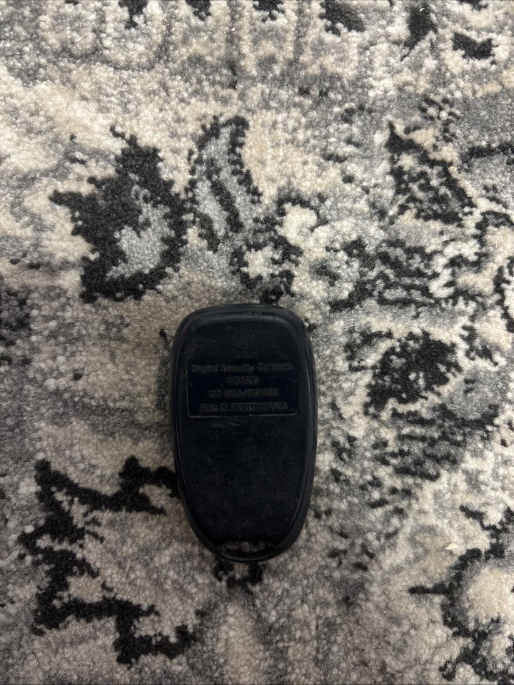 Car Key Fob Remote 4-Button Alarm Lock Unlock Panic Control Keychain ...