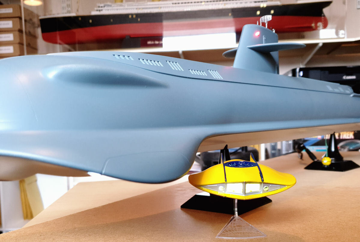 MOEBIUS VOYAGE TO THE BOTTOM OF THE SEA 4 and 8 WINDOW SEAVIEW LIGHTING ...