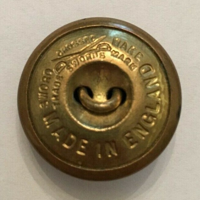 ROYAL MILITARY COLLEGE (RMC) OF CANADA UNIFORM BUTTON - "TRUTH, DUTY ...