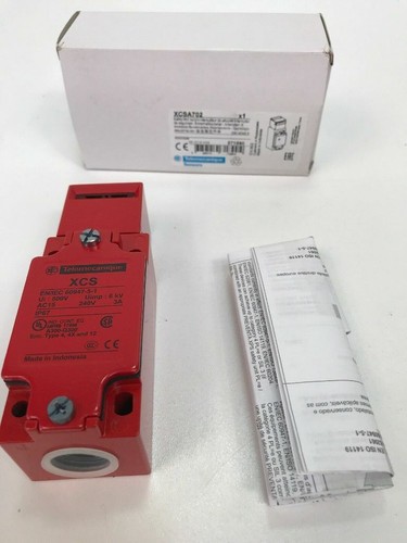 Telemecanique Schneider XCS-A702 Sicherheitsschalter Positionsschalter ...
