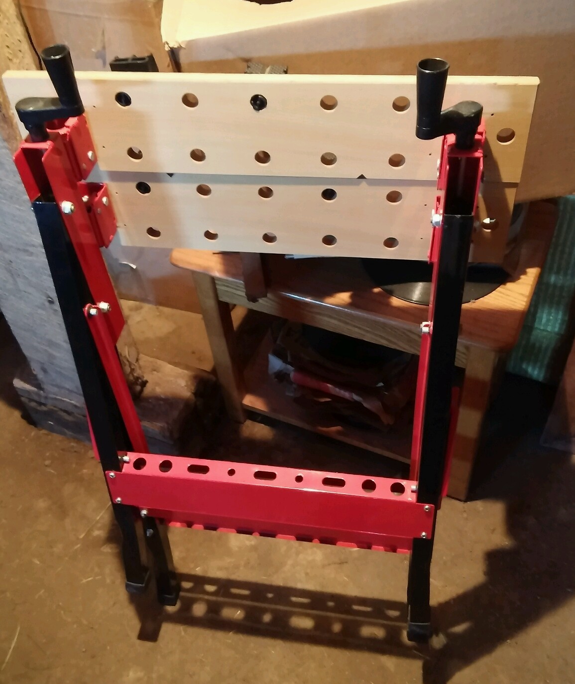 009 Folding Portable Work Stand Bench Red Saw Horse Clamp Vise | eBay