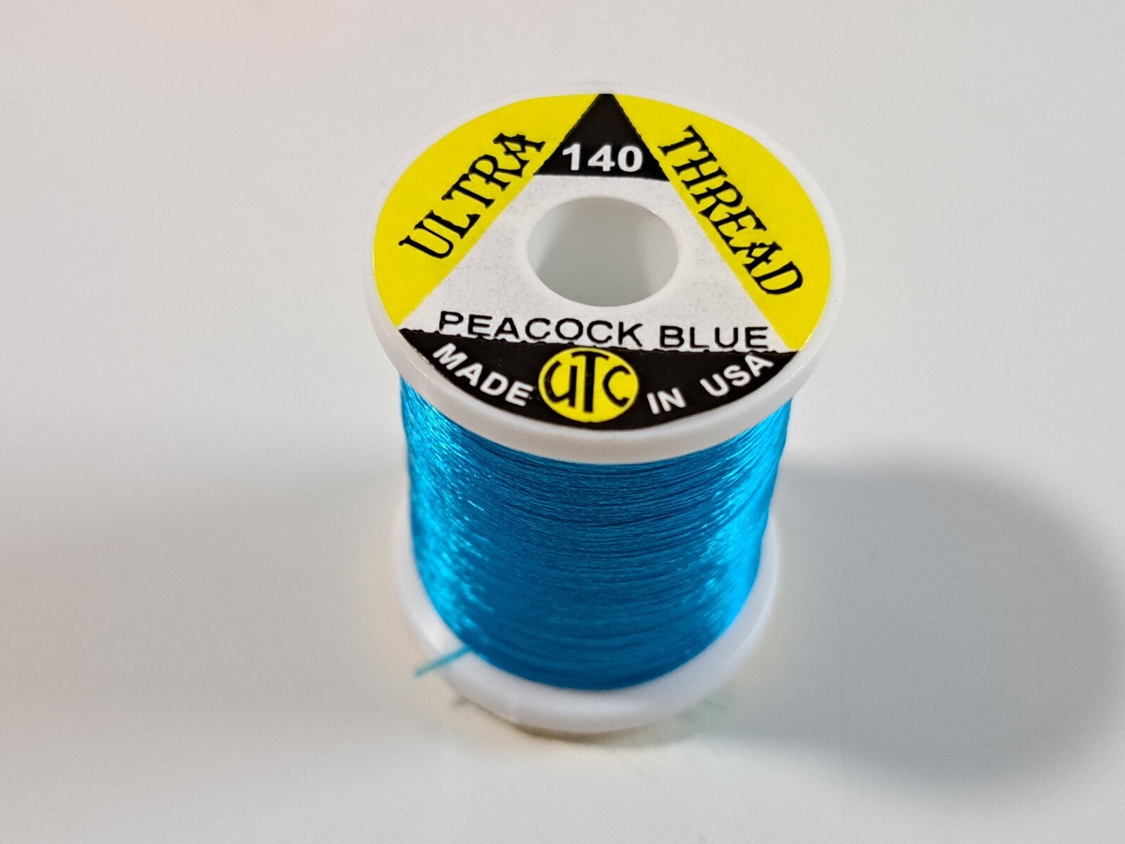 UTC Ultra Thread 140 Denier Fly Tying Medium Waxed Flat Jig Wrapping ...