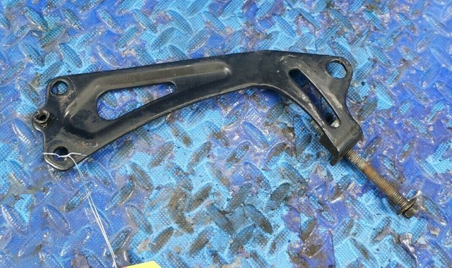 1997 - 2001 TOYOTA CAMRY OEM ENGINE MOUNT BRACKET SUPPORT - METAL 2 ...