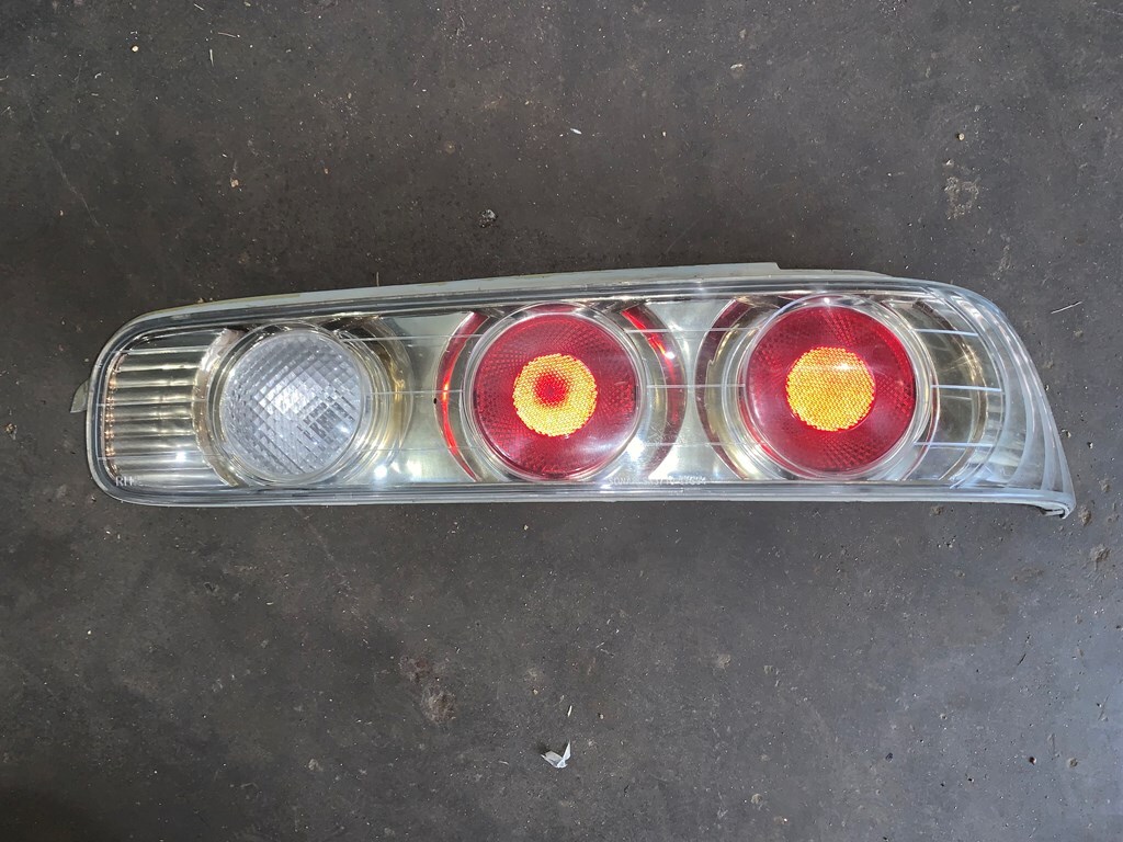 1999 Acura Integra Tail Lights 1999 Honda Integra Type R (DC2R):