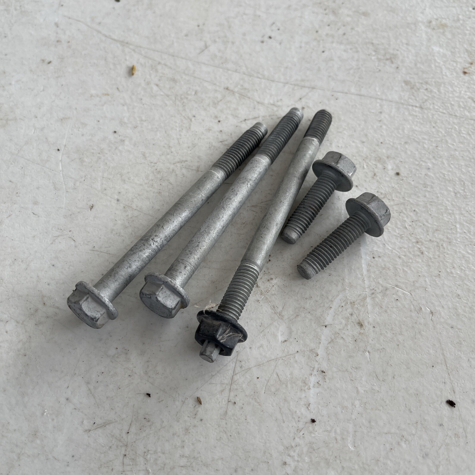 2020-2023 BUICK ENCORE GX 1.3L AC COMPRESSOR BOLTS OEM | eBay