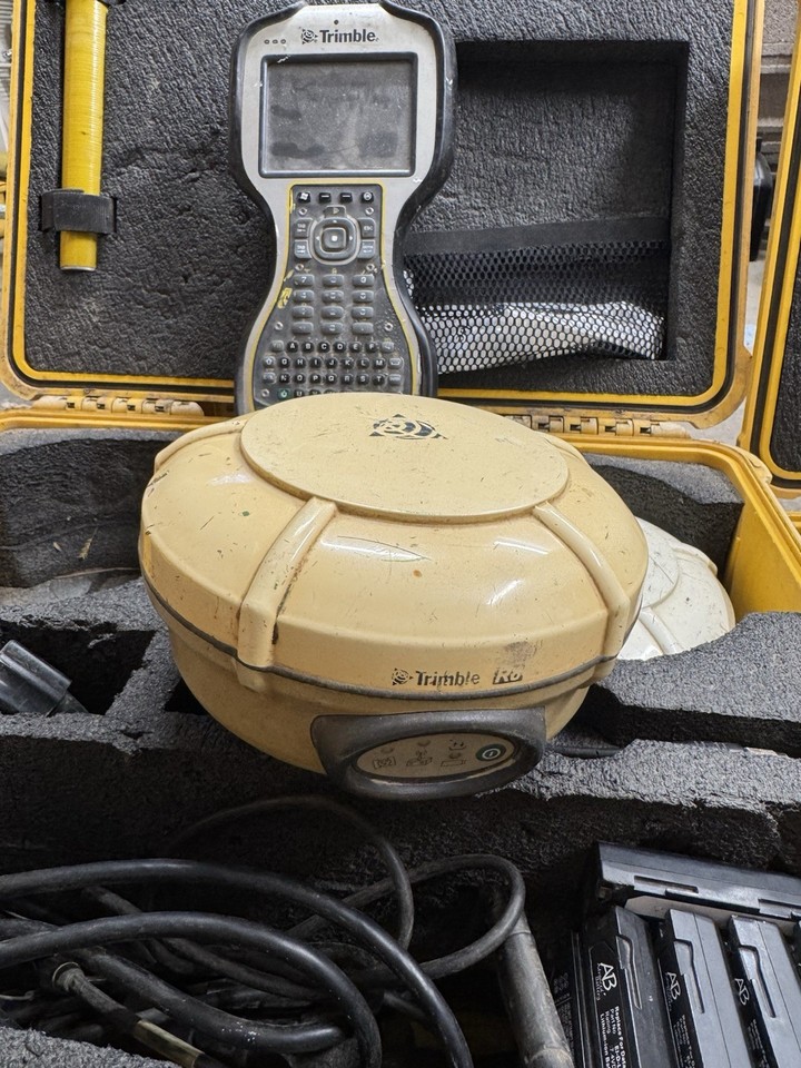 Trimble Base And Rover R8 W/ TSC3 Paired With TDL-450h With Antenna | eBay