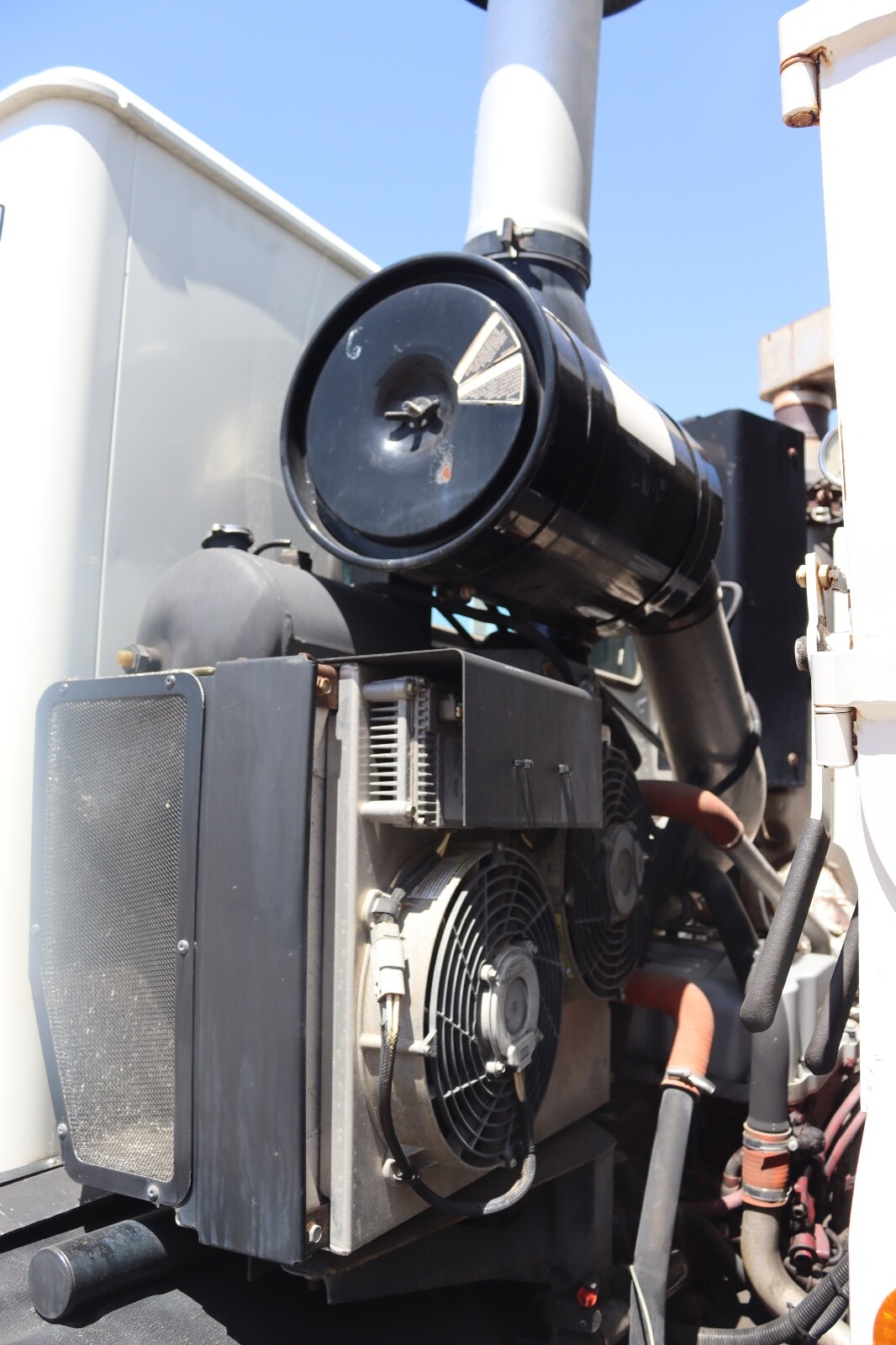 2009 MACK GARBAGE TRUCK MRU600 W/New Way 25 YD NEW WAY-King Cobra rear ...