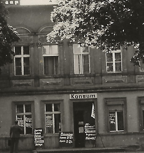 85/774 FOTO LÖWENBERG GRANSEE KONSUM JAHR 1954 - NEUGLOBSOW STECHLIN ...