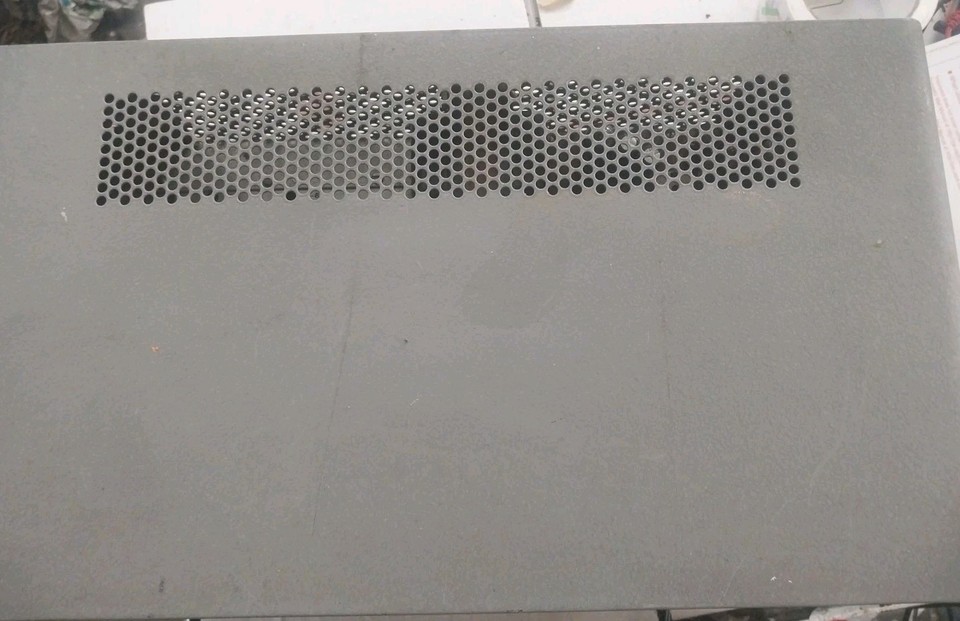 Knight R100A 4 Band Receiver Powers On Pick up some Is station on band ...