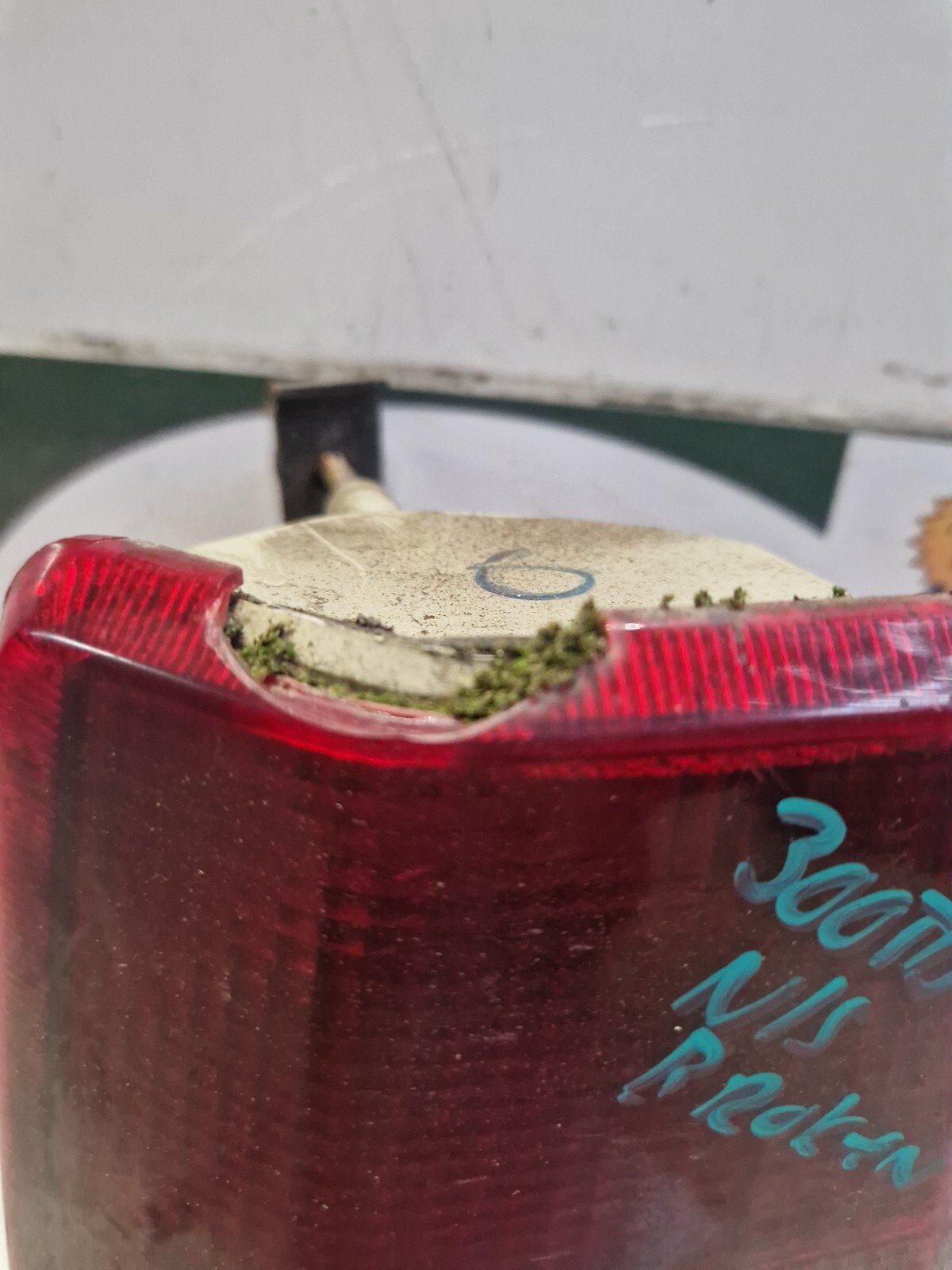 LAND ROVER DISCOVERY 1 300 TDI NEAR SIDE REAR LIGHT | eBay