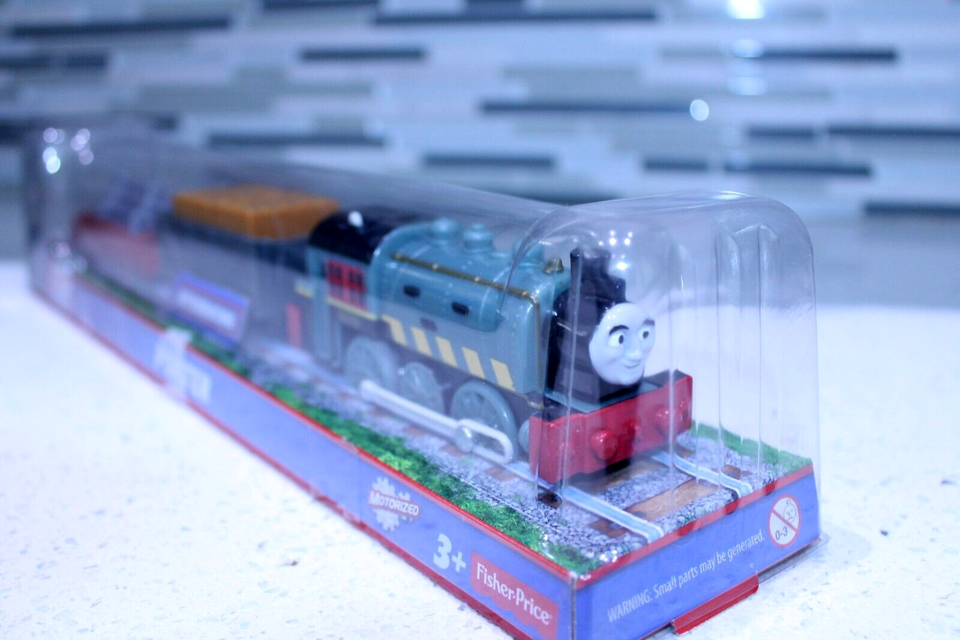 Thomas & Friends Trackmaster Introducing PORTER Motorized Train Set NEW ...