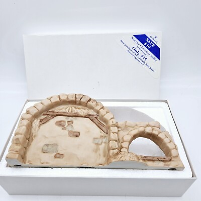 1986 Hallmark Stable Mary Hamilton Nativity Painted Bisque Figurine in ...