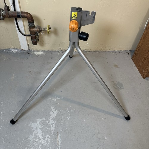 Zooka ZS740 Personal Portable Baseball Pitching Tri-Pod Tripod Stand ...