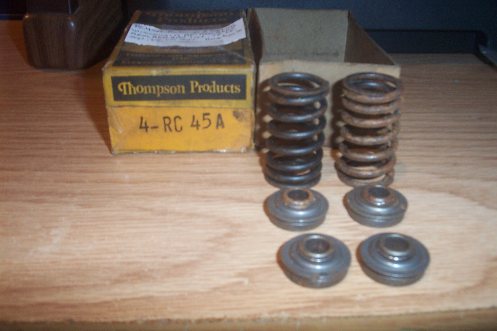 NORS WISCONSIN ENGINES ROTOCAP & SPRINGS #RC45A | eBay