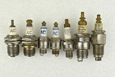 VTG Lot of 7 Spark Plugs AC 46 Aldor Thermo Derf 360 Points Lydon ...