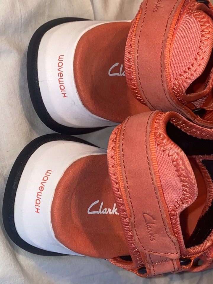 Clarks Womens Wavewalk Wave 2.0 Skip Shoes Sandals Walking Pink ...